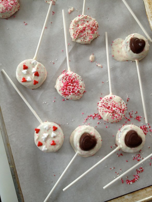 Quick-n-Easy Cookie Pops | Subee's Kitchen